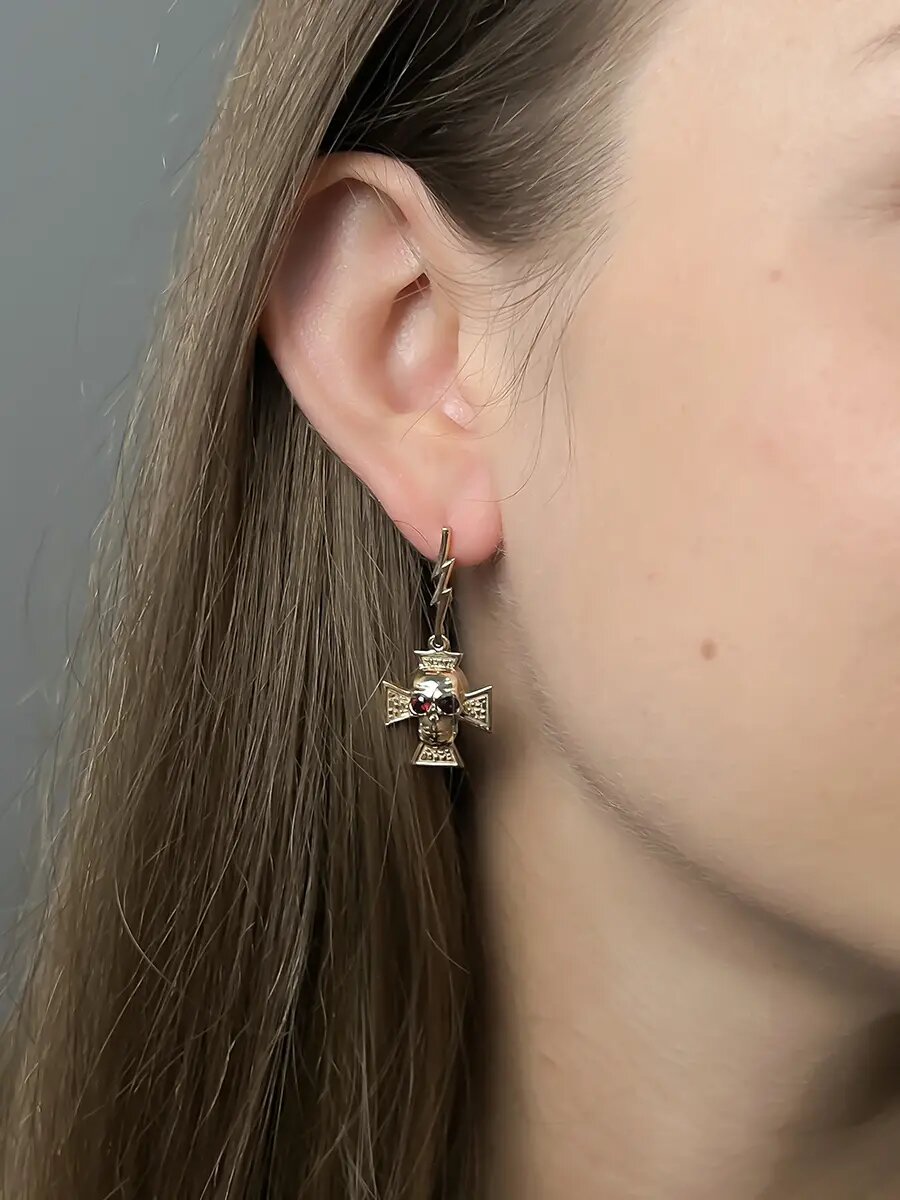 Серьги с подвесками, гранат