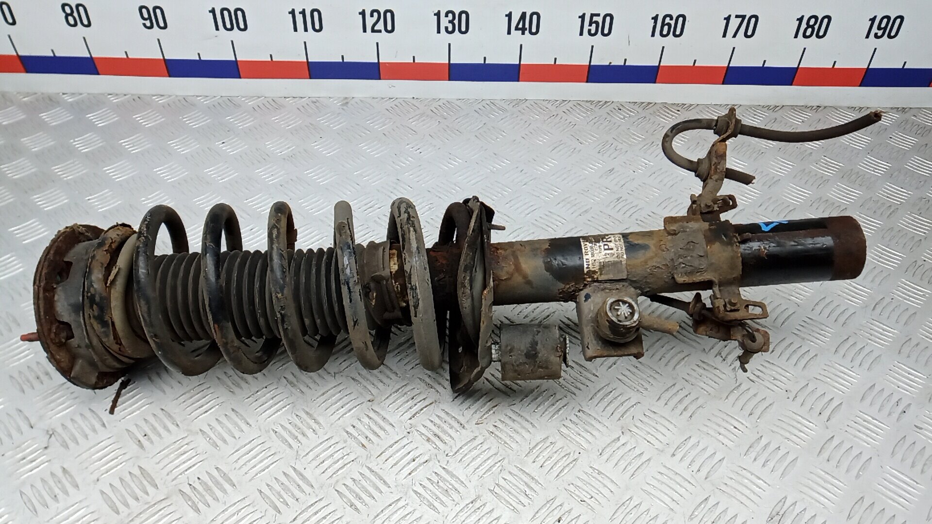 Стойка задняя правая LAND ROVER FREELANDER 2