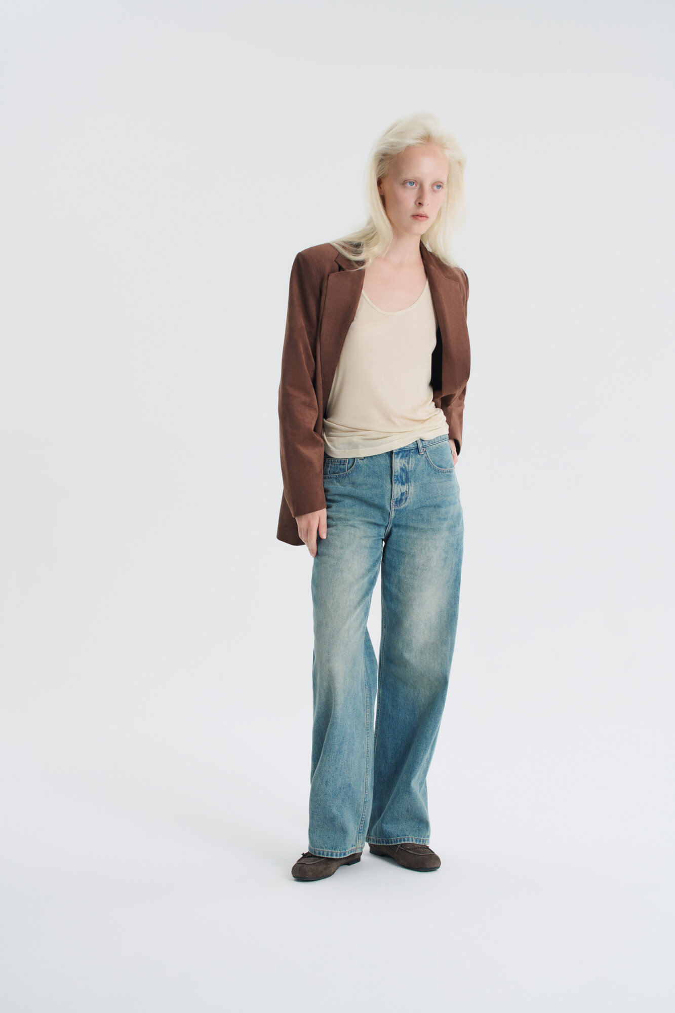 Джинсы широкие 