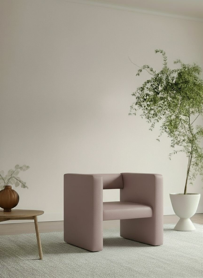 Кресло Бета с подлокотниками бежево-розовая кожа димроз в офис, дом, салон красоты, прихожую, гостиную, зону ожидания.