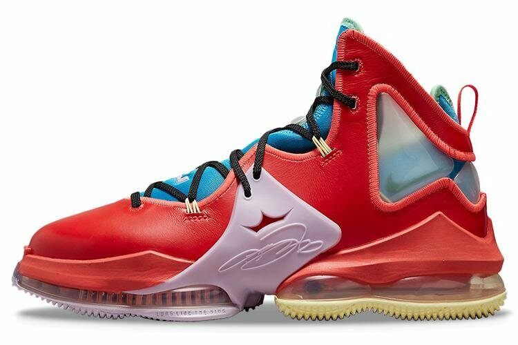 Кроссовки LeBron 19