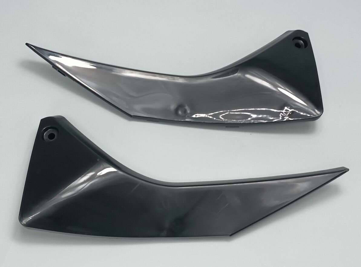 Боковые обтекатели центральные (пара) GR-X