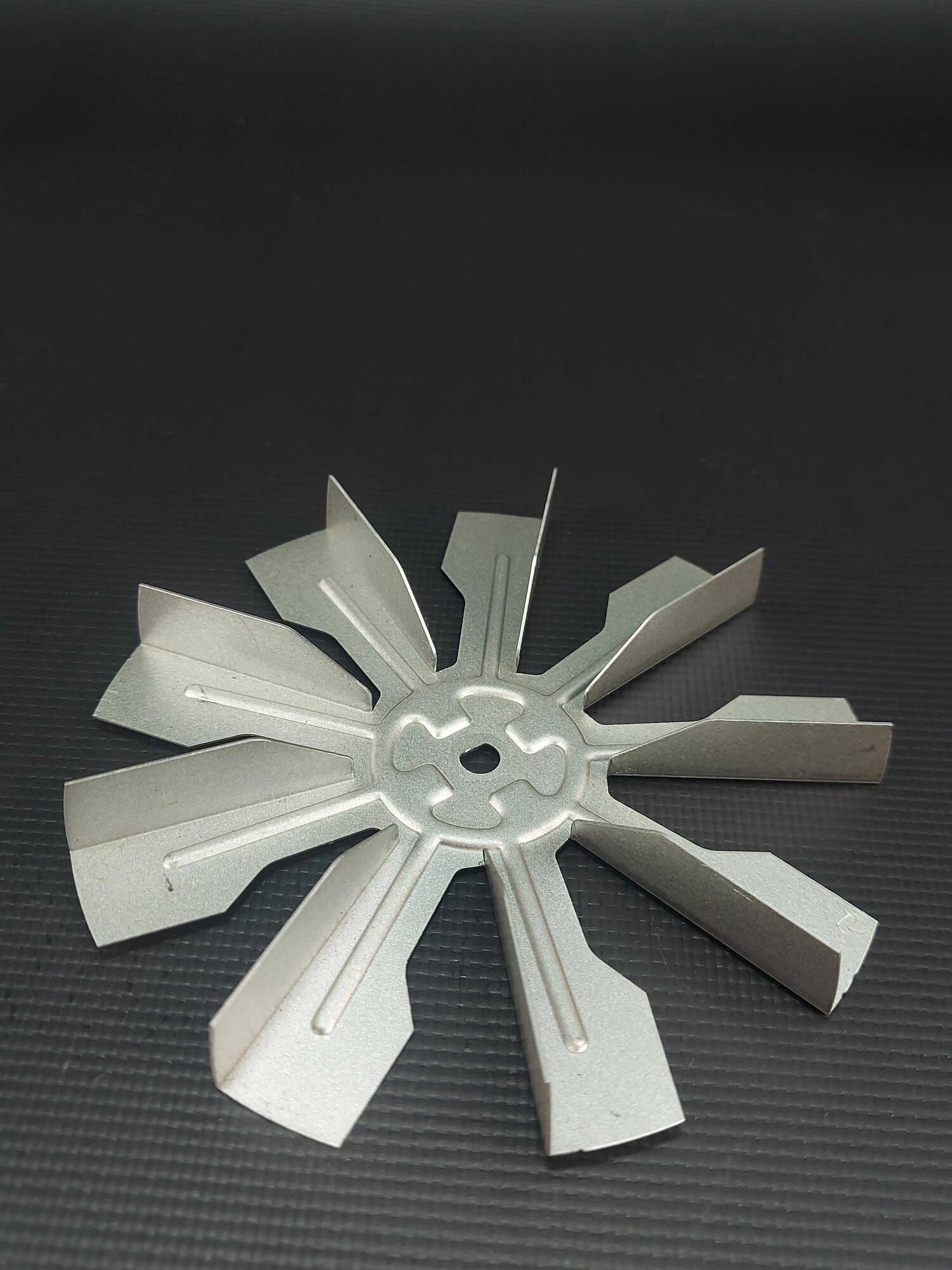 Крыльчатка вентилятора конвекции D116 мм, посадка 6x5 мм, h14 мм