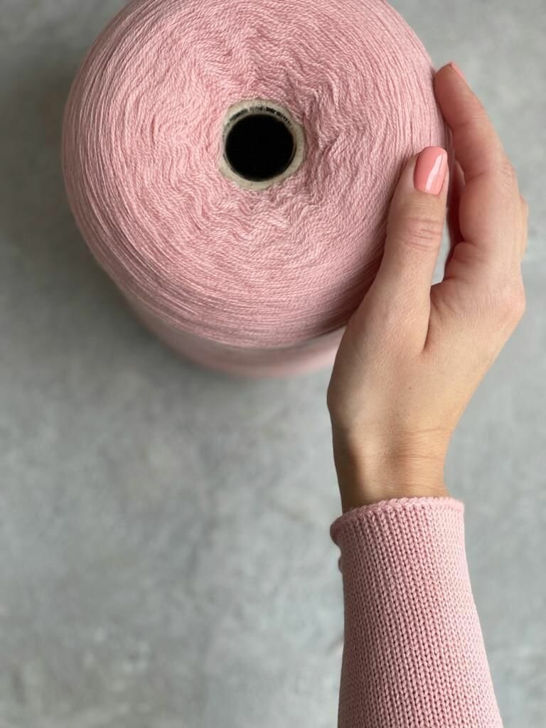 Итальянская пряжа Palermo filatura di Magia / 100% меринос / 100г-1500м / Розовый