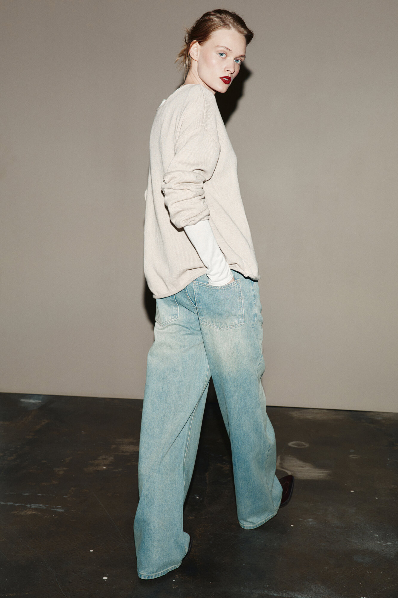 Джинсы широкие mix and match 