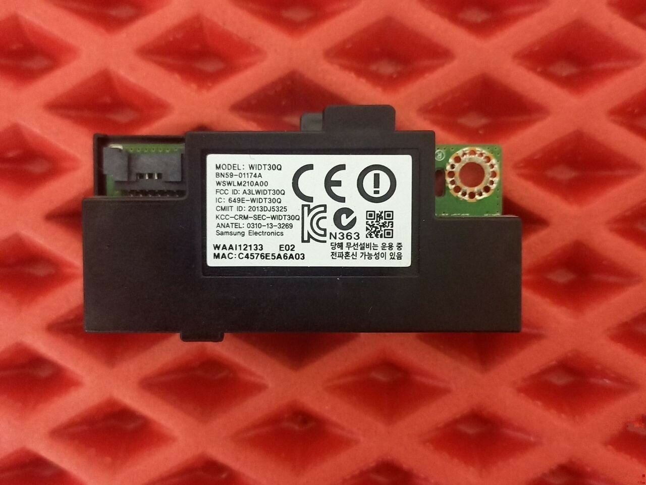 Модуль (WI-FI) BN59-01174A для телевизора SAMSUNG UE40H6410AU-RT3 в надёжной упаковке