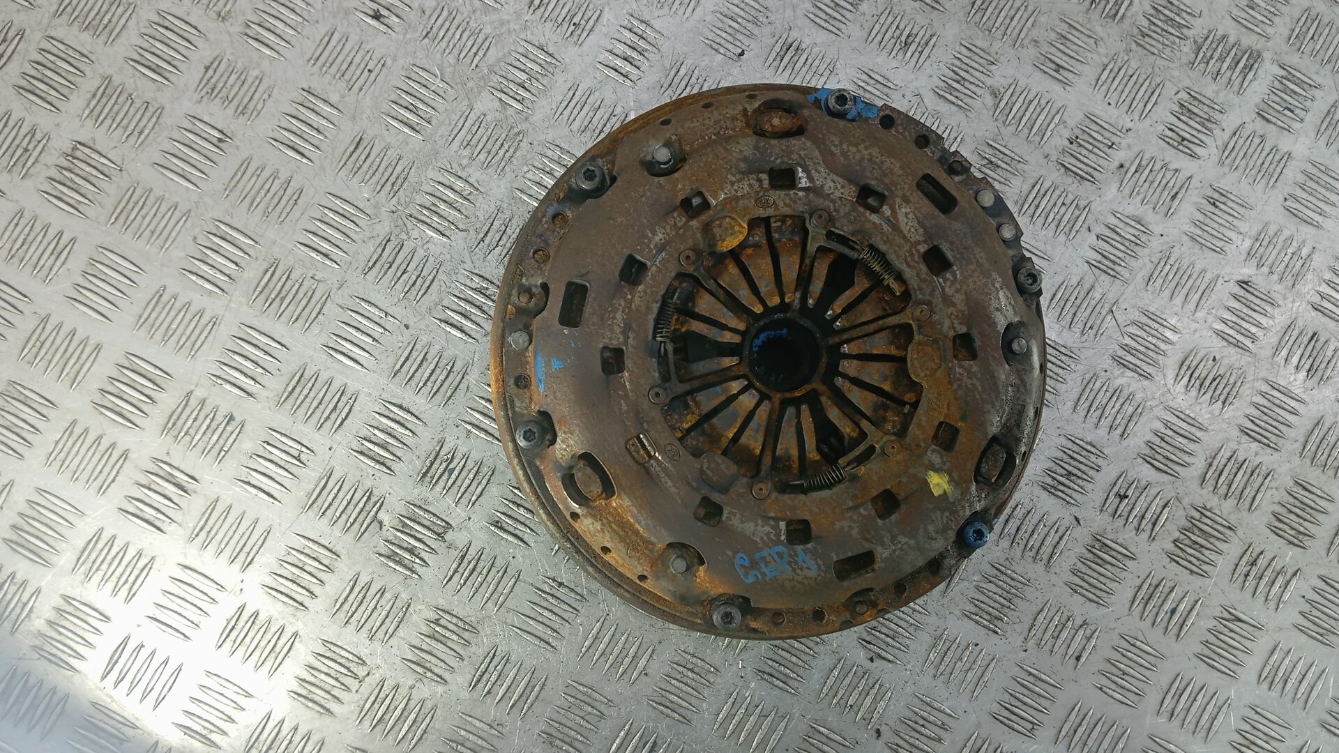 Маховик демпферный дизельный FORD MONDEO 4