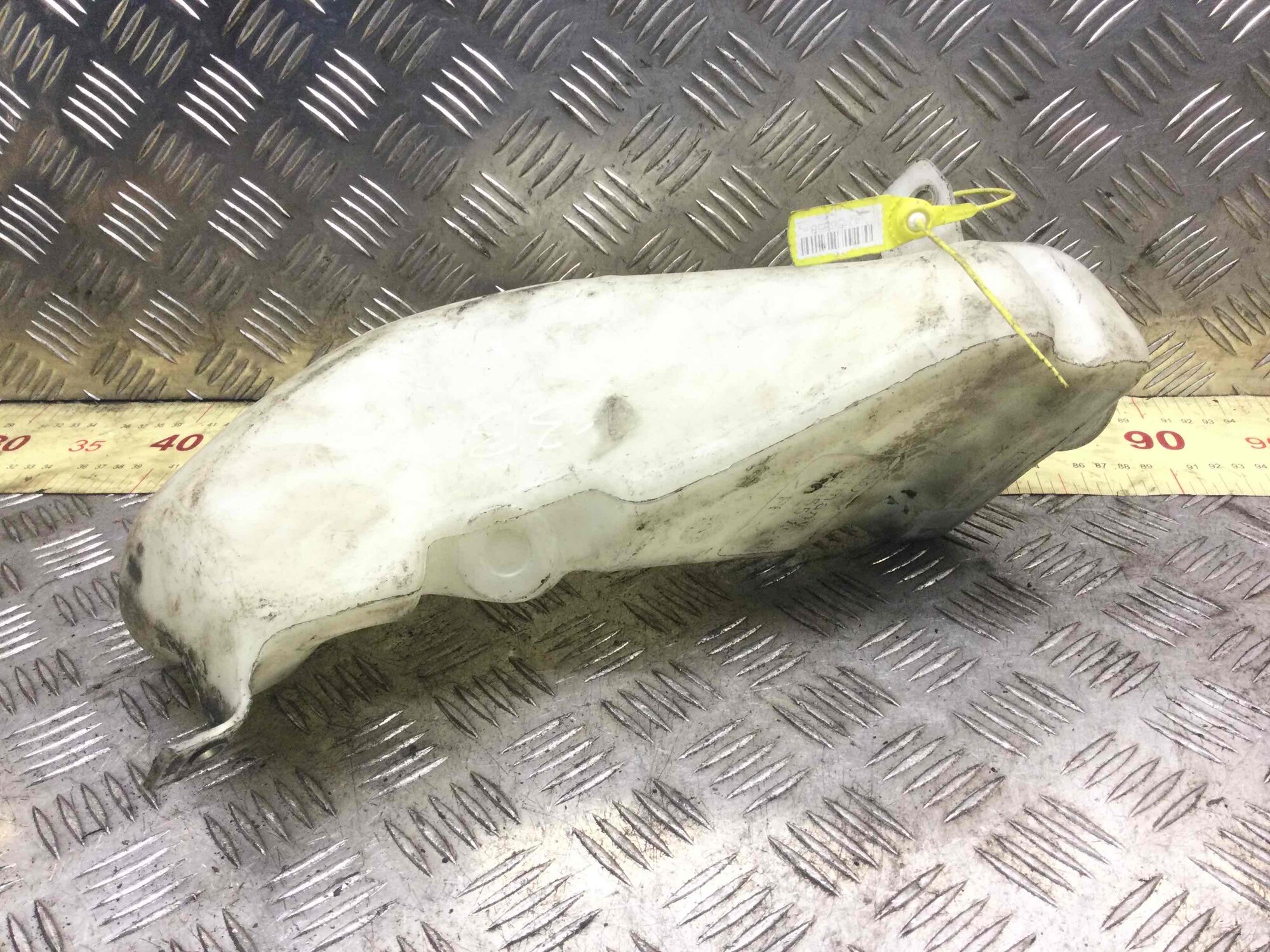 Б/У Бачок омывателя Volkswagen Passat B5 (1996-2000) 2000 г.