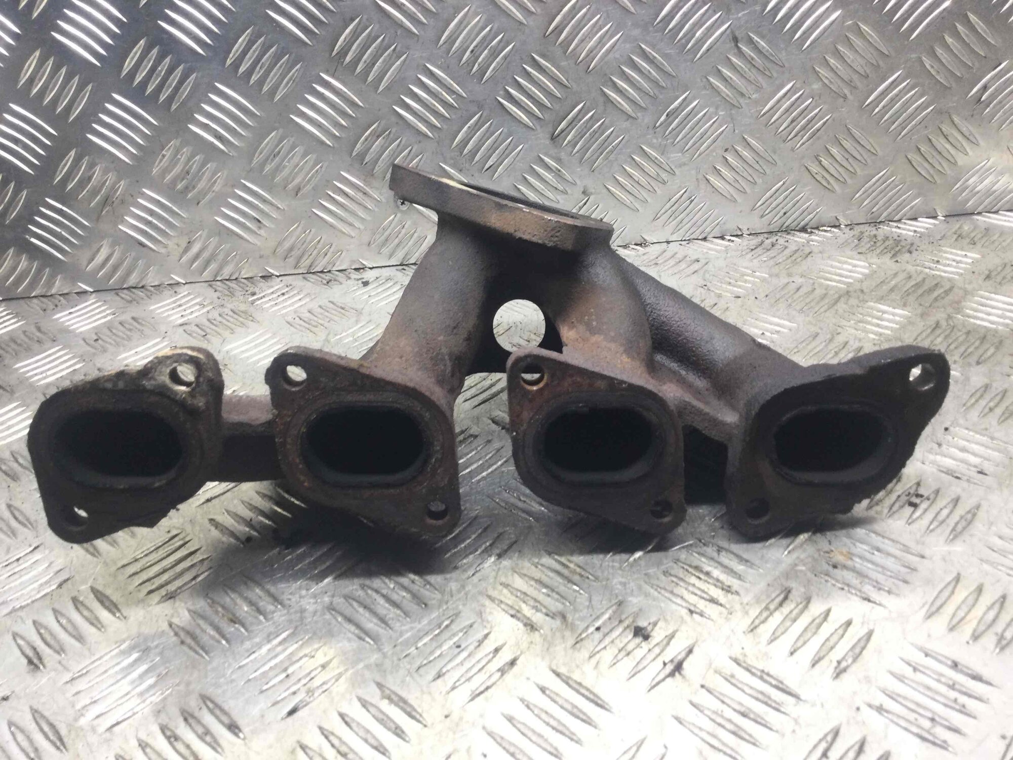 Б/У Коллектор выпускной Alfa Romeo 147 1 поколение 2000 - 2004 2002 г.