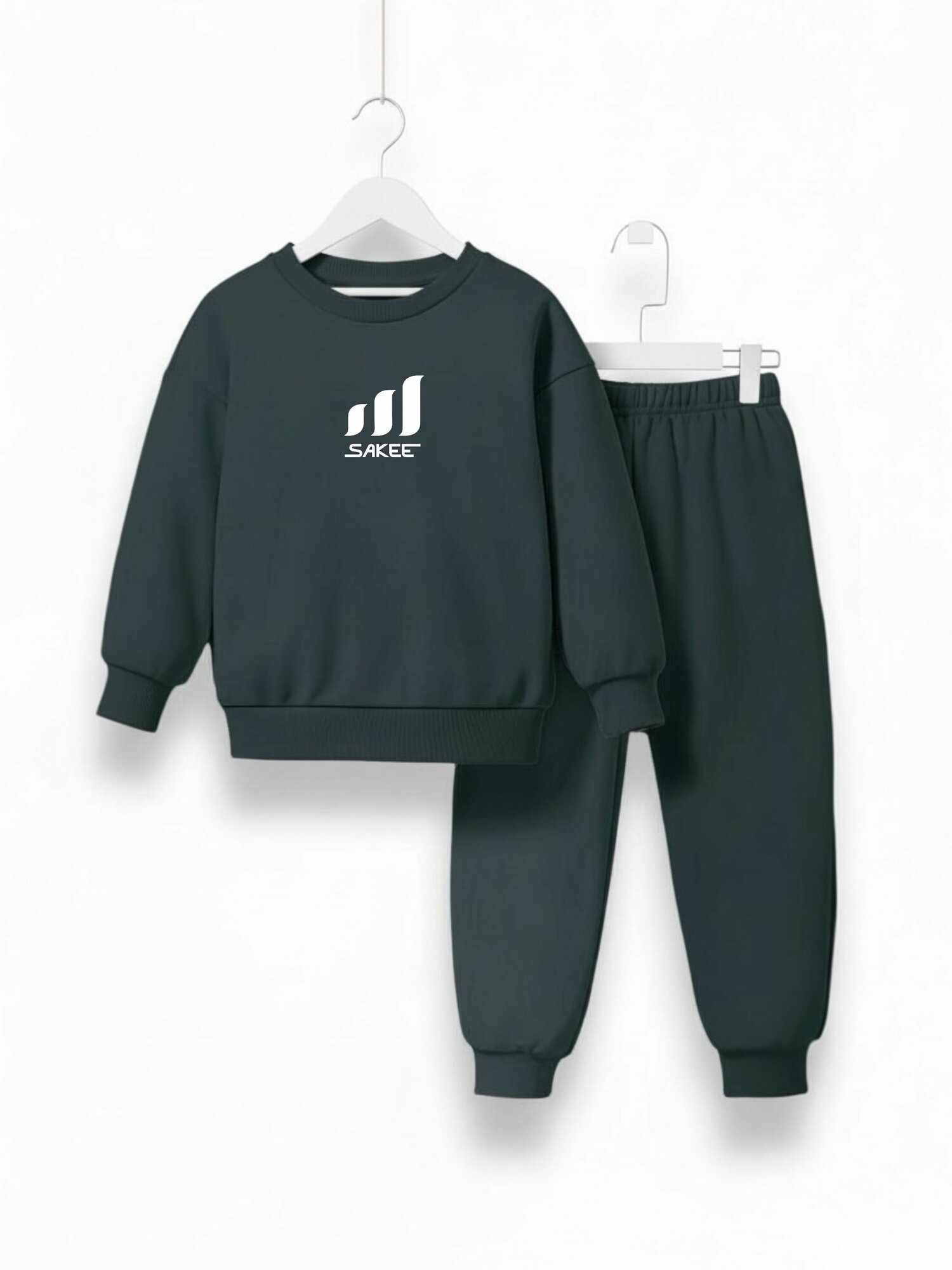 Костюм спортивный