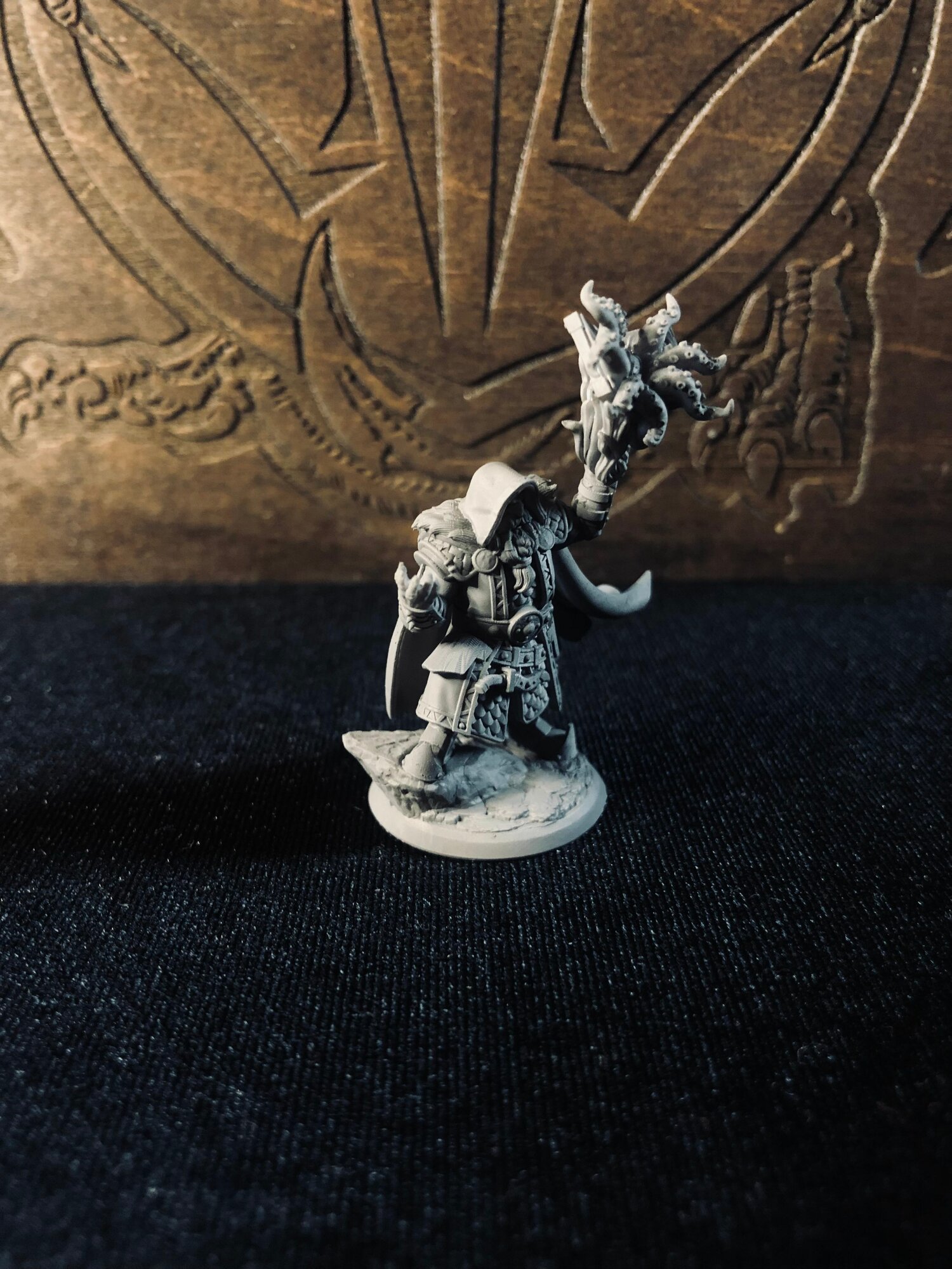 Гном, дворф - культист, обладатель запретных знаний - Миниатюра для настольных игр DnD, ДнД, Dungeons & Dragons, Pathfinder.