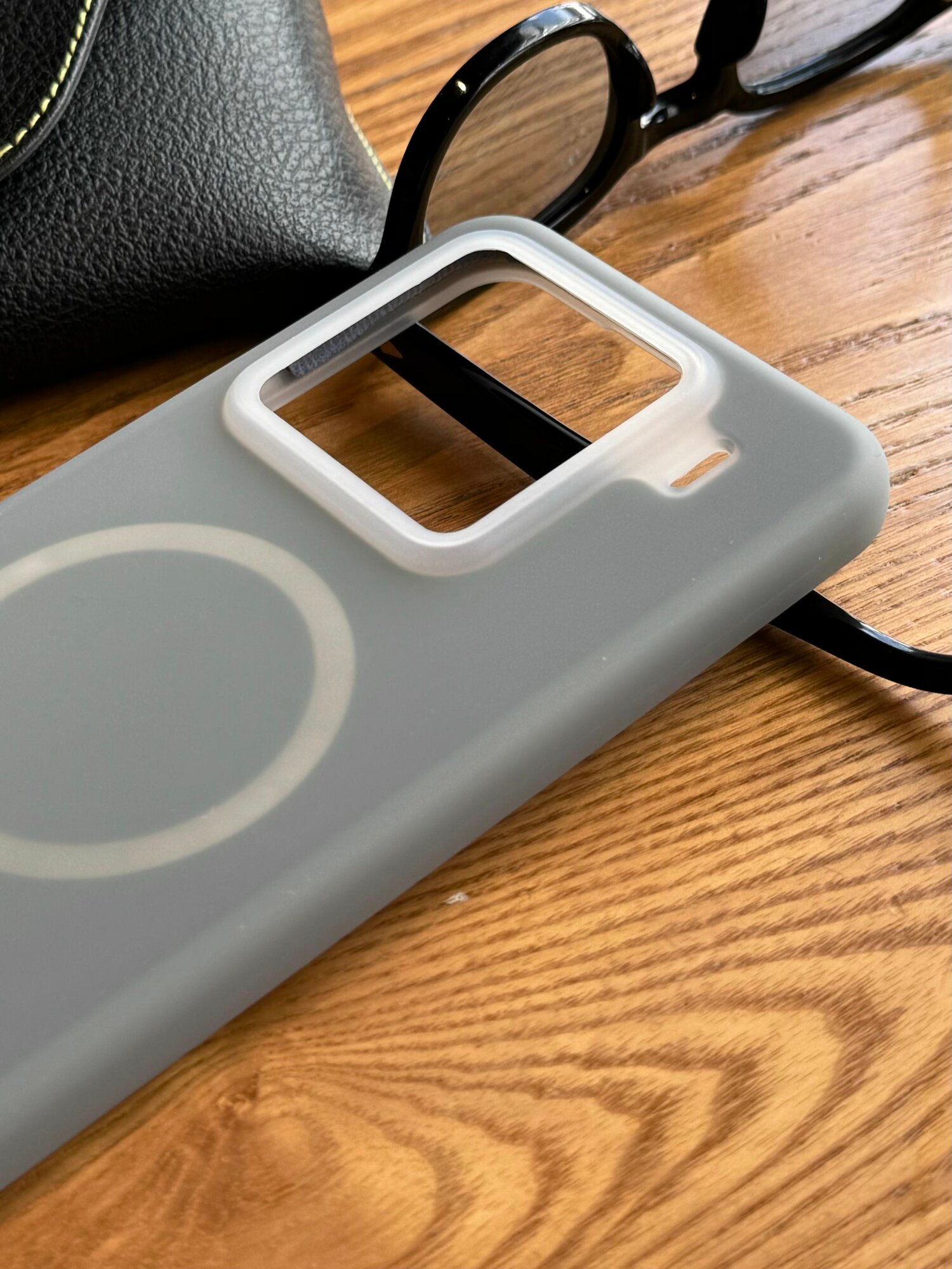 Чехол для Xiaomi 15 Pro / чехол для Сяоми 15 Про Premium MagSafe, силиконовый, плотный, противоударный, защита камеры