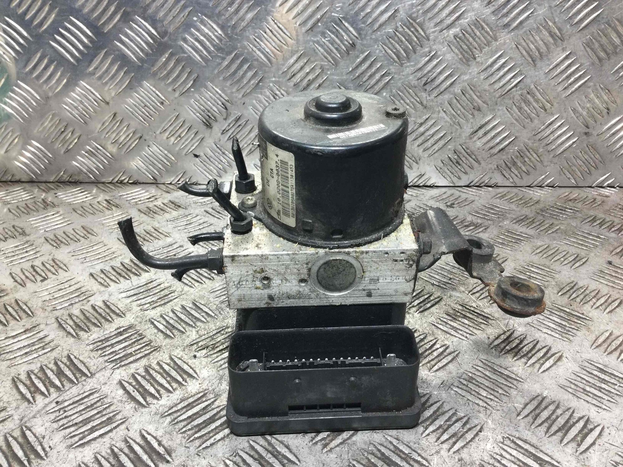 Б/У Блок управления ABS Volkswagen Golf 4 поколение (1997-2004) 2000 г.