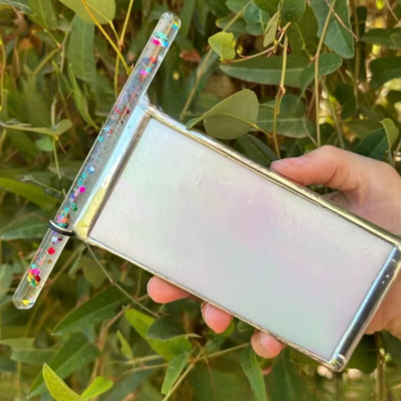 Милый и модный Mini AuraScope - мини-зеркало для ауры с эффектом света и тени и калейдоскопом из витражного стекла.