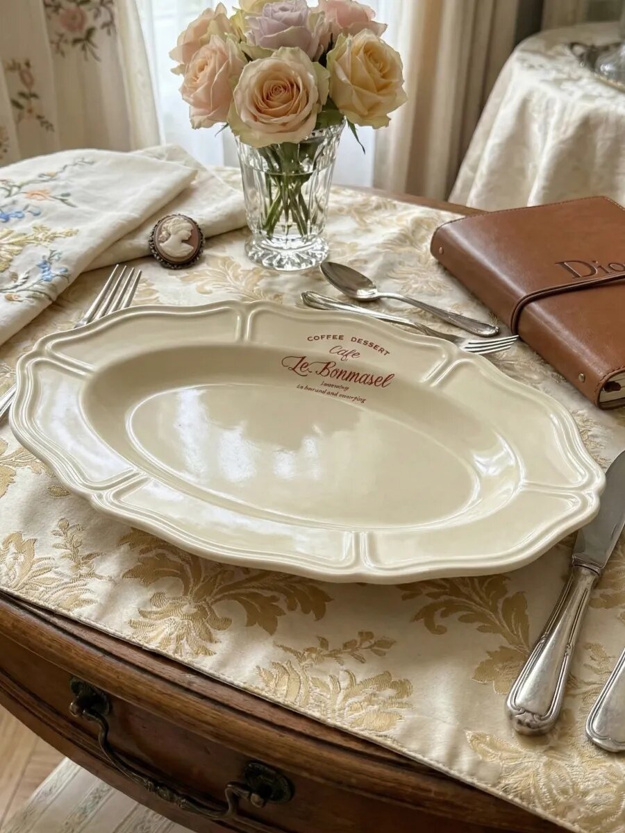 Тарелка от бренда "Тепло в руках" - "Овальная", керамика, бело-красная, 500мл