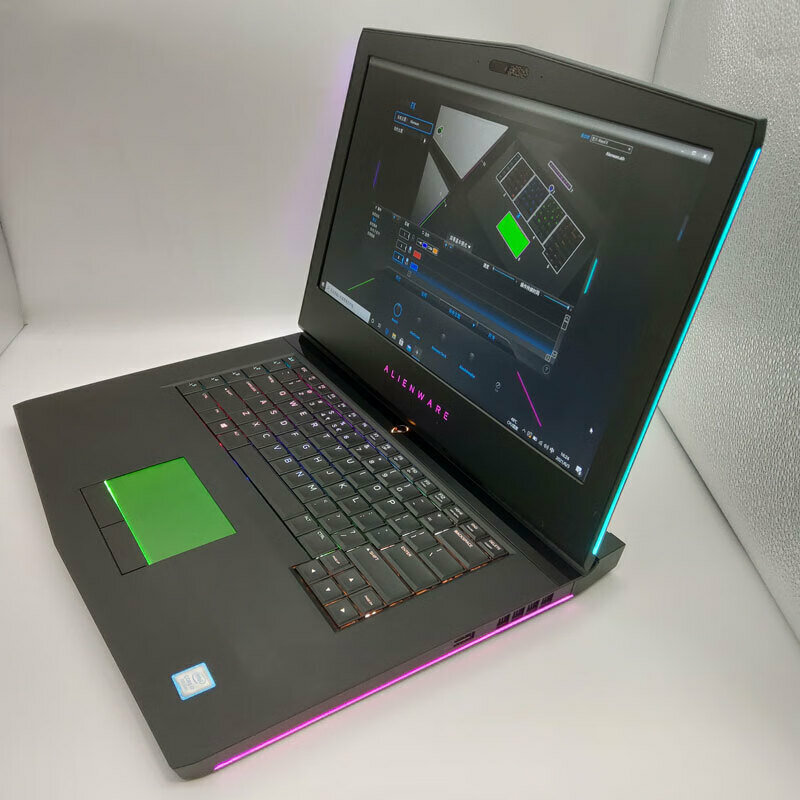Подержанный игровой ноутбук Dell Alienware Alienware 15R2 R3 R4 15,6-дюймовый высококачественный игровой дизайн, 90% новый 15R4 i7-8750 16G512G 1070