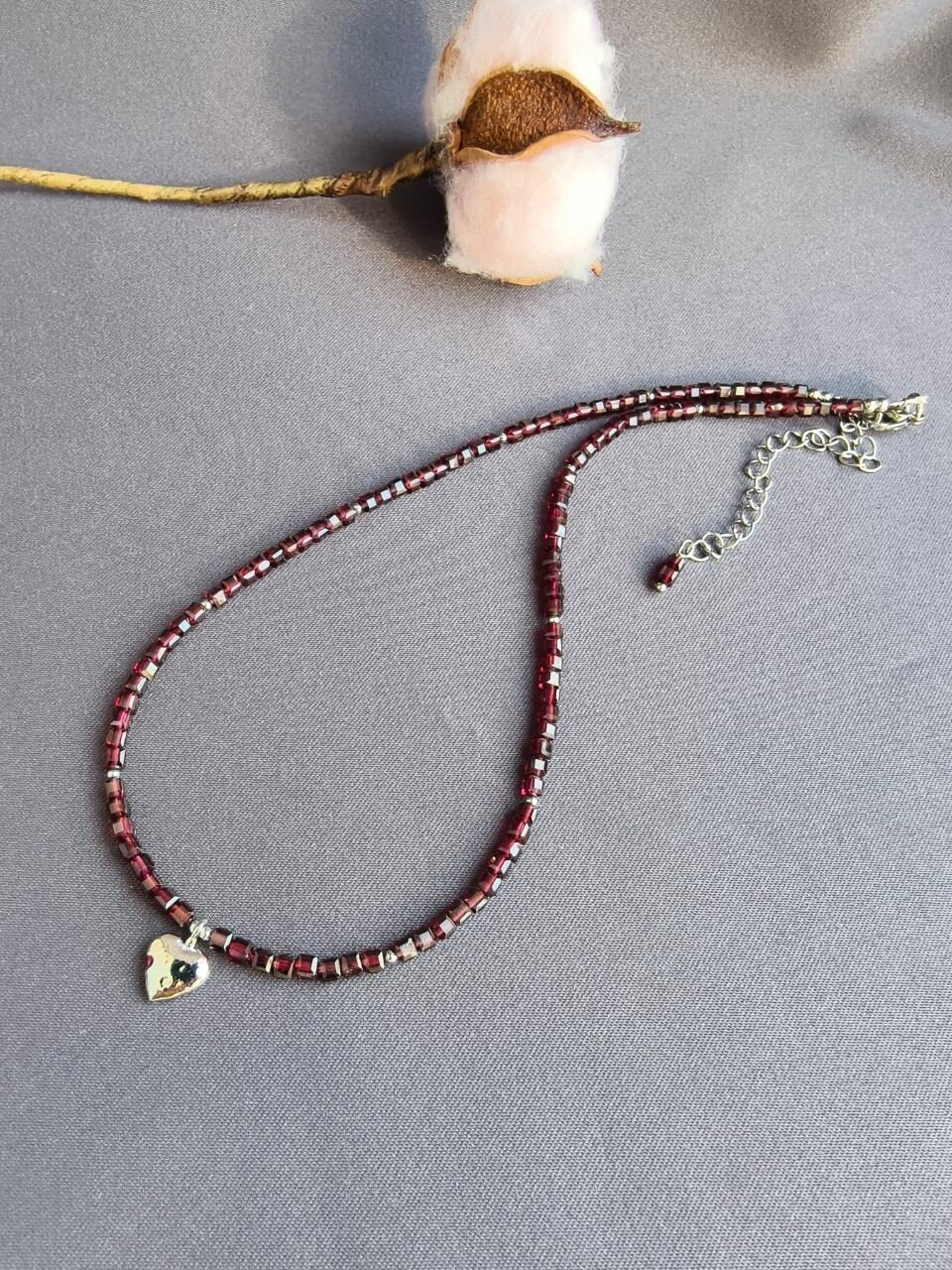 Колье, гранат