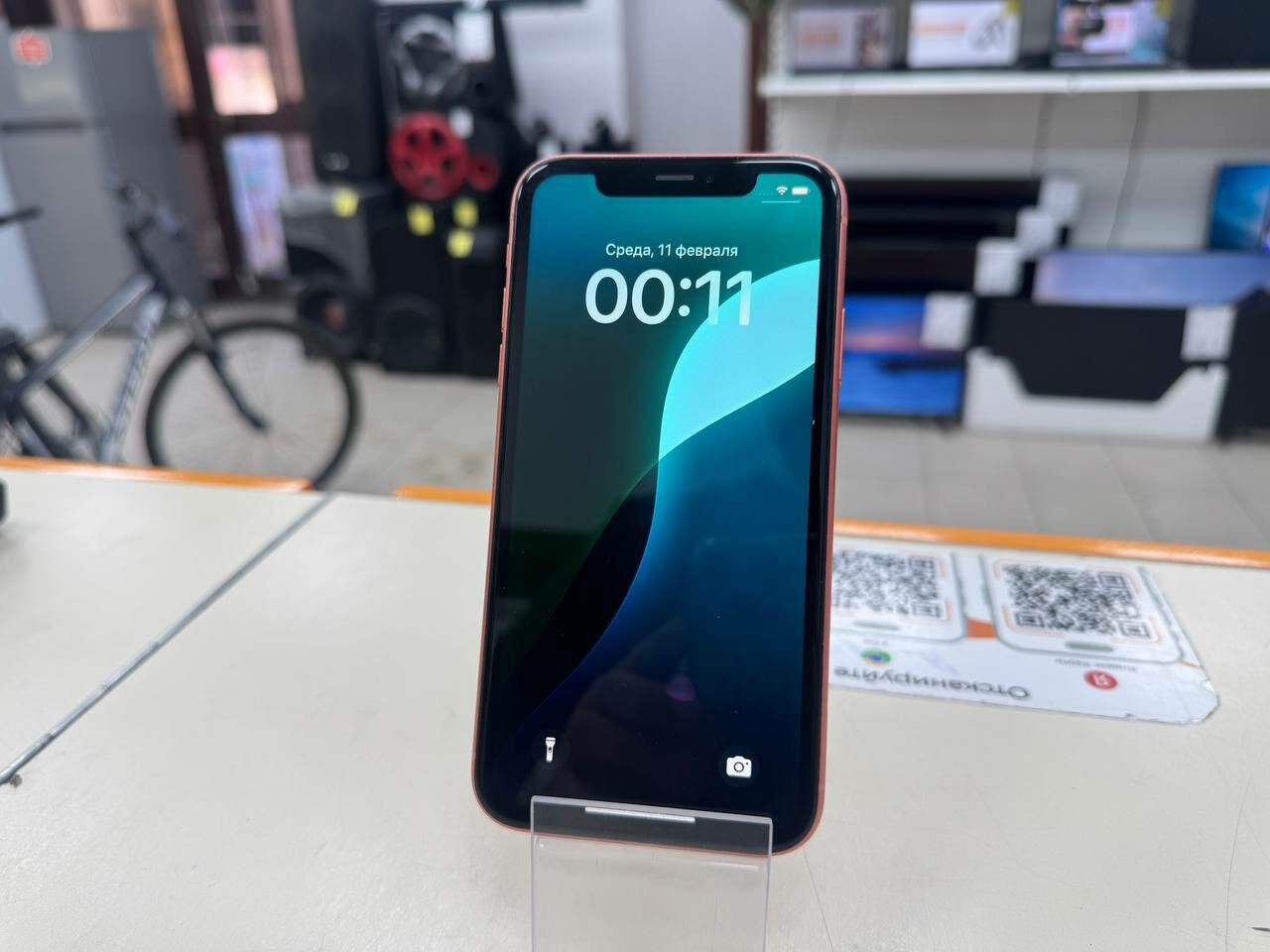 Смартфон Apple iPhone XR 64GB PRODUCT RED(состояние хорошее), РСТ, уцененный товар