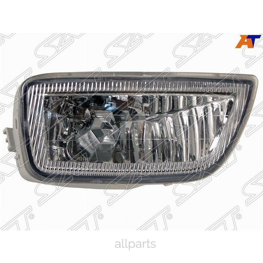 SAT ST-13-45R Фара противотуманная (Справа) Toyota Sprinter Carib 97-02