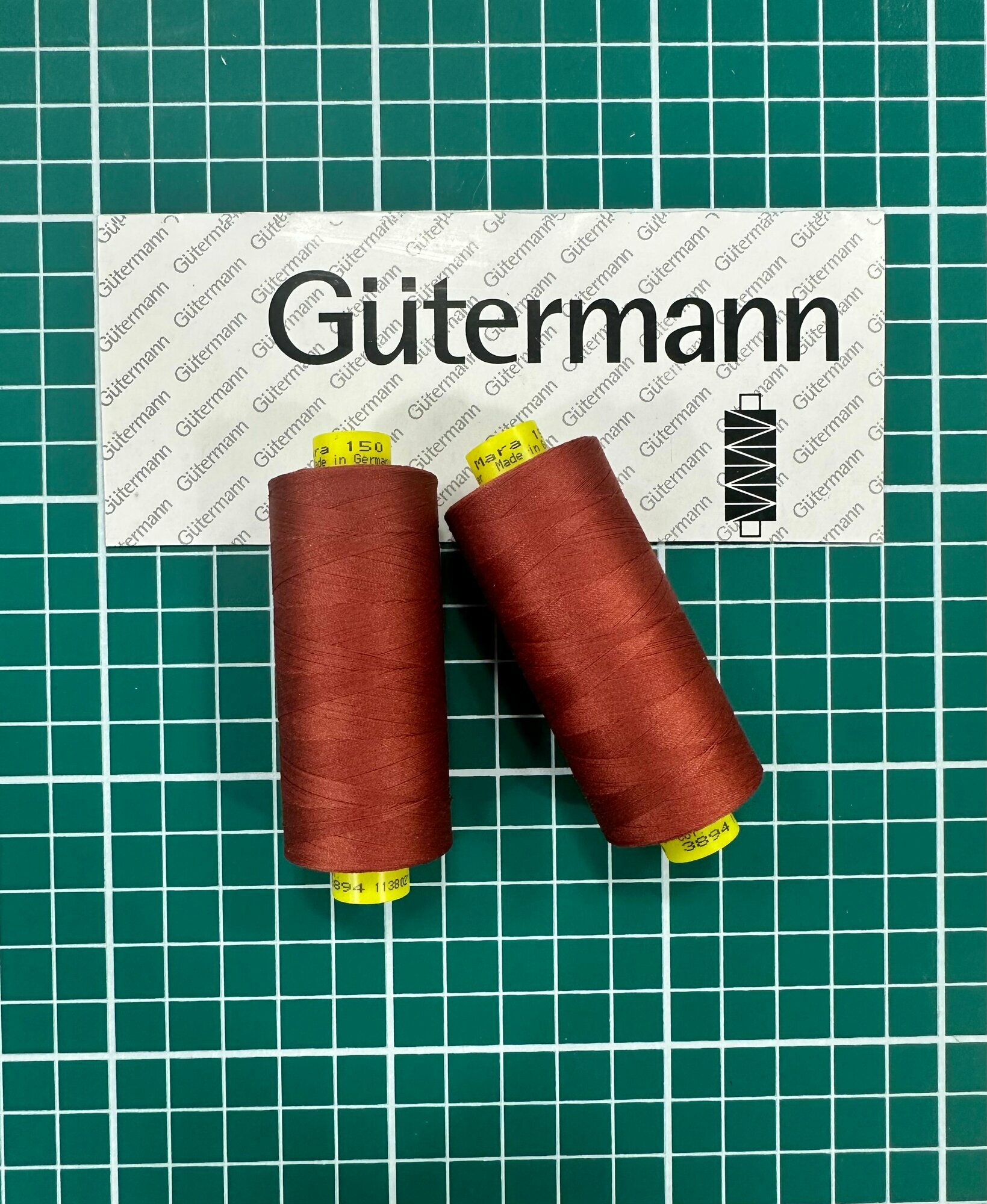 Gutermann Mara 150; col: 3894 (1000 м) Нитки для шитья