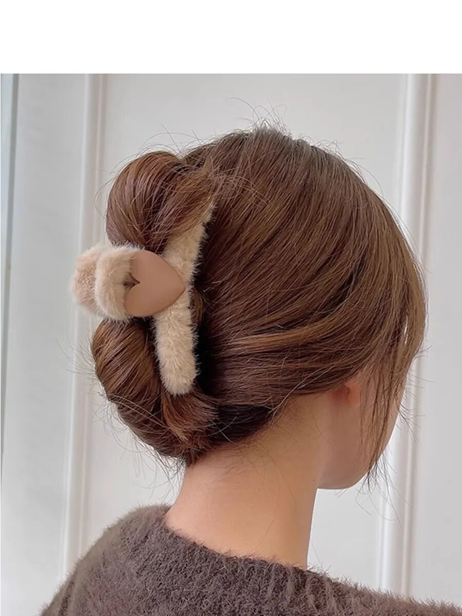 Краб для волос заколка большой пушистый