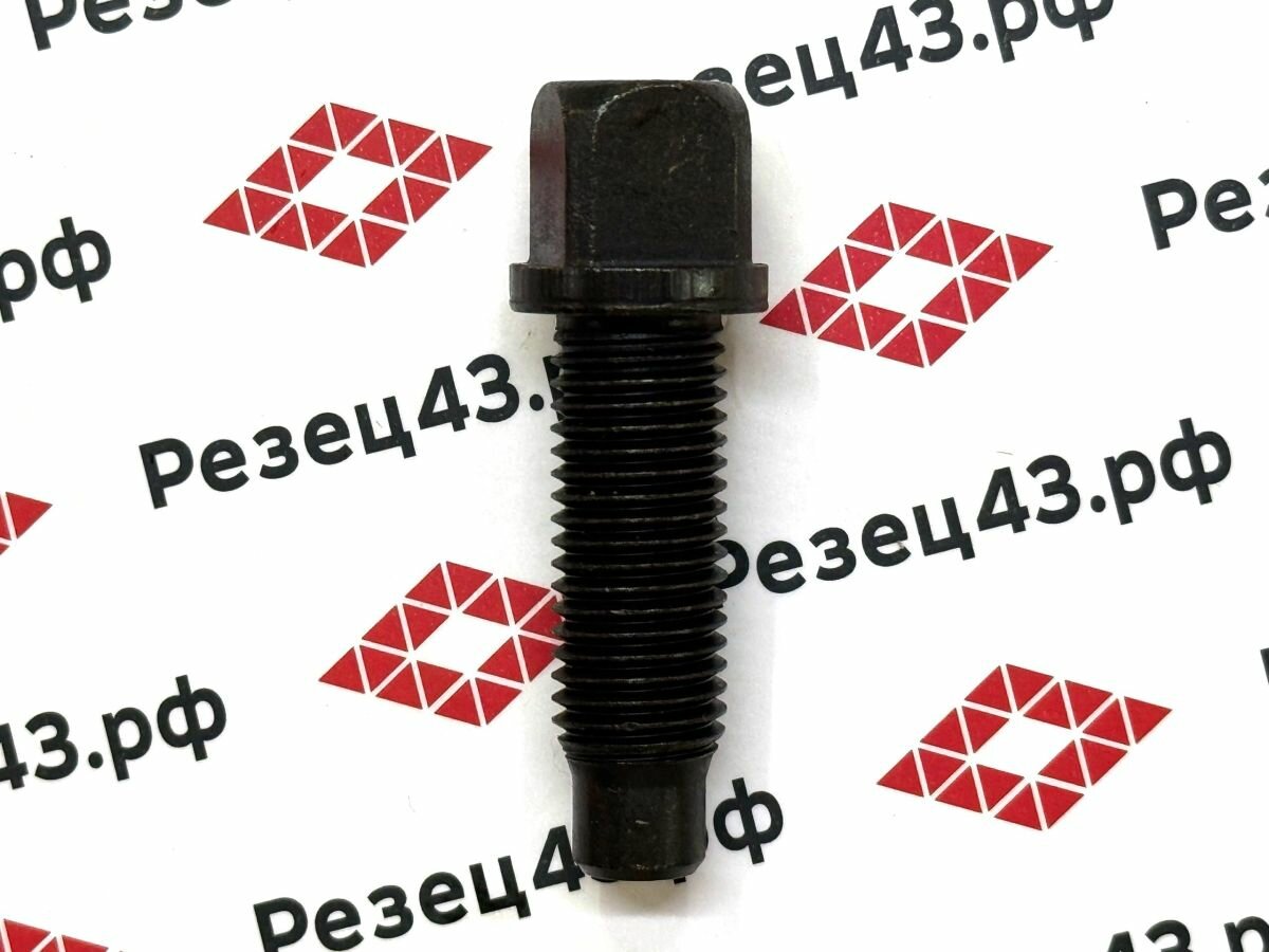 Болт резцедержателя M16x50