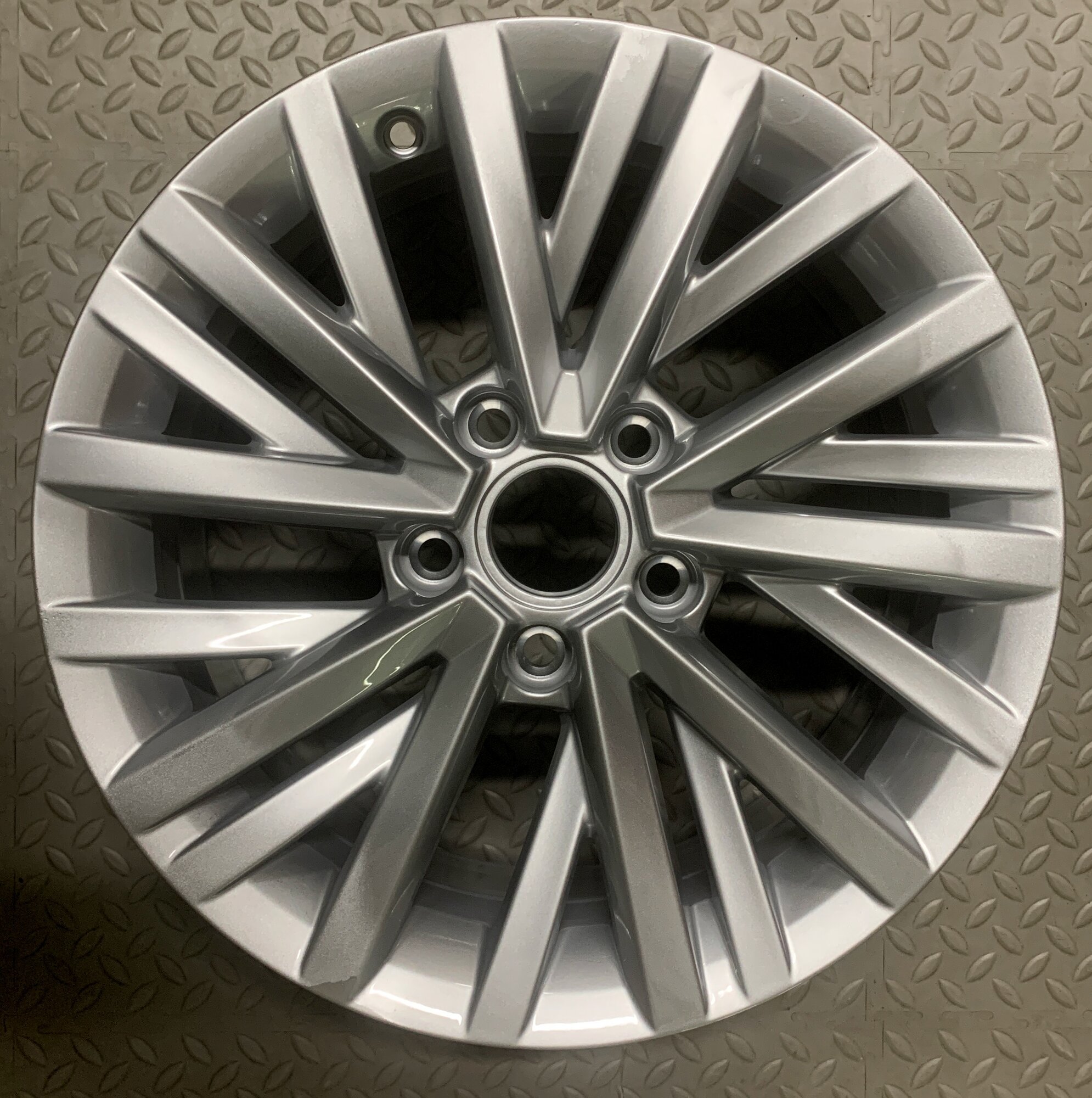 Диск колеса 6.5x16, 5x112, 57.1, ET43, OEM, Original, Silver