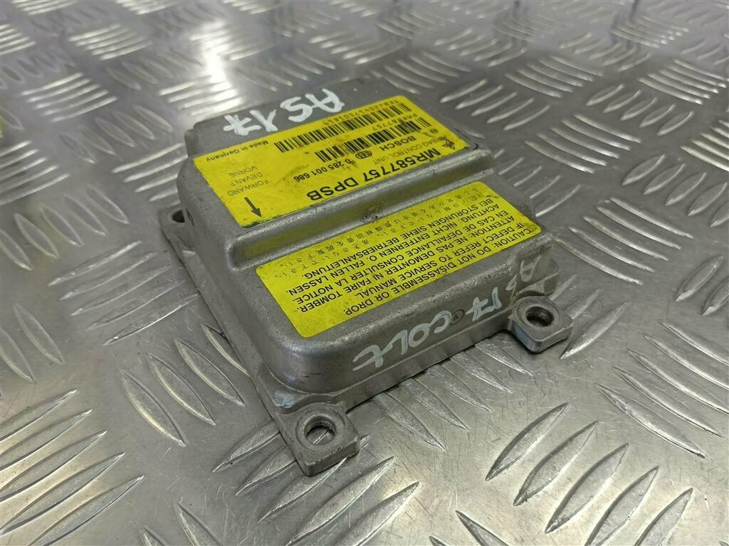 Блок управления SRS (AIR BAG) Б/У для MITSUBISHI COLT Z30 (2002—2012) MR587757