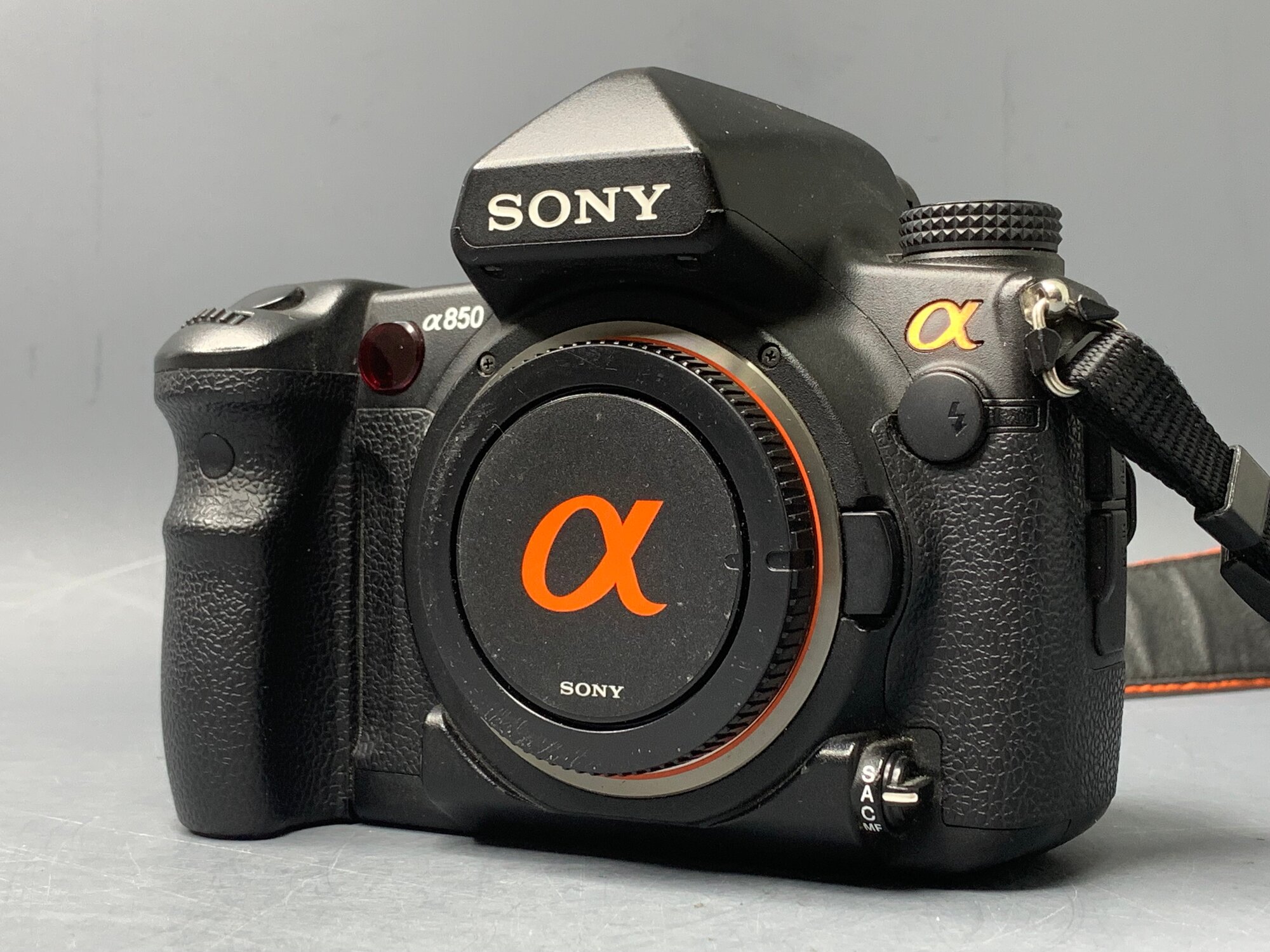 Sony A850(85 тыс. кадров)