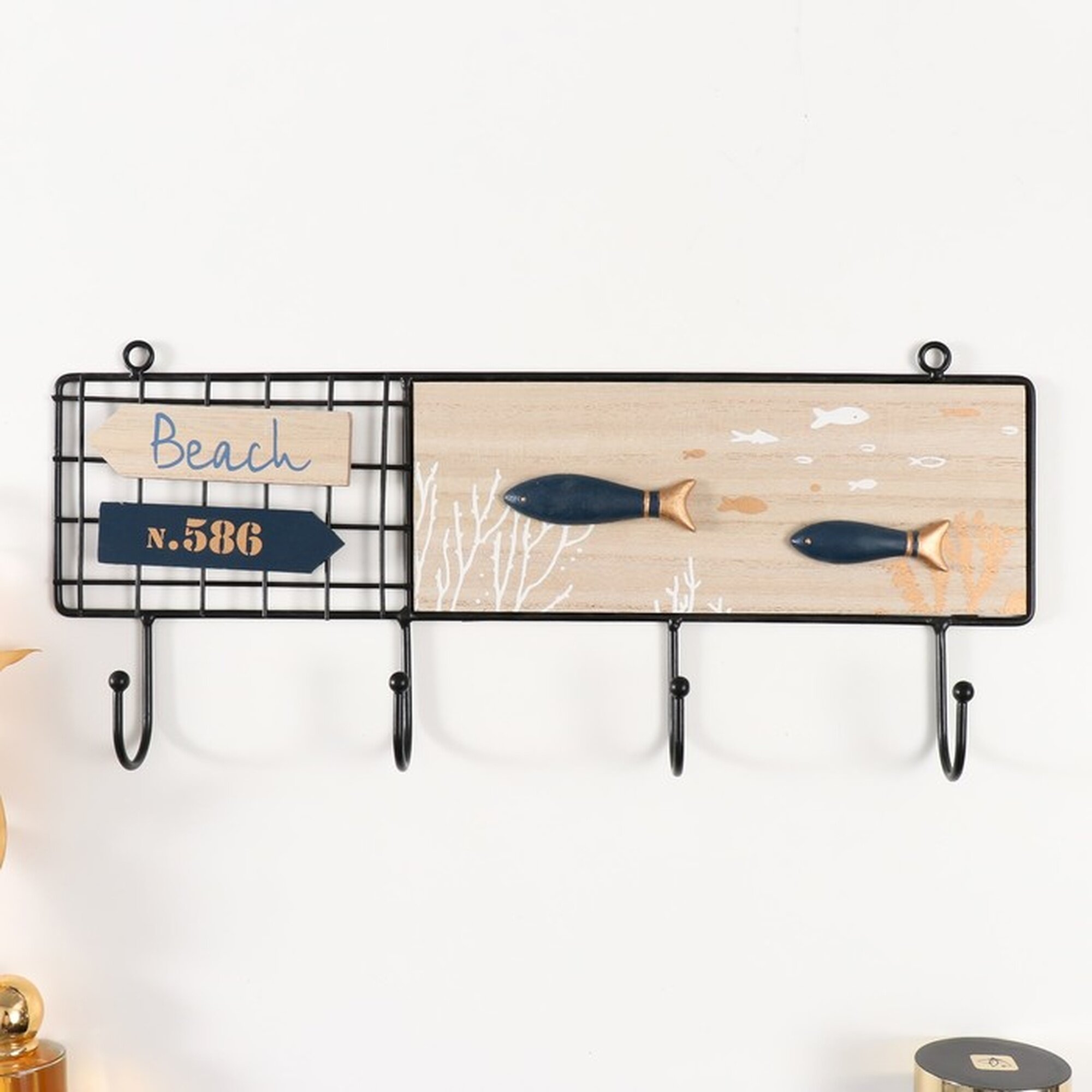 Настенные крючки декоративные «Синие рыбки», дерево, металл, 40.2×4×17.7 см