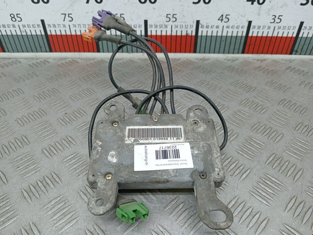 Блок управления Air Bag Renault Laguna 1 7700410993 арт. 2236717