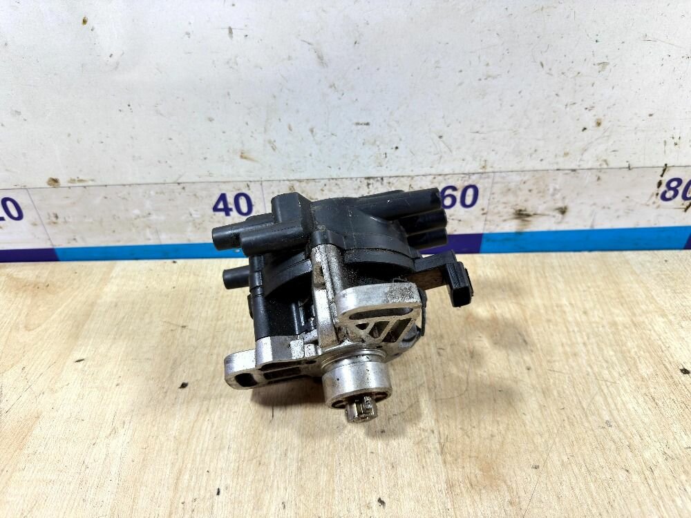 Распределитель зажигания Mazda MX-3 K83418200A