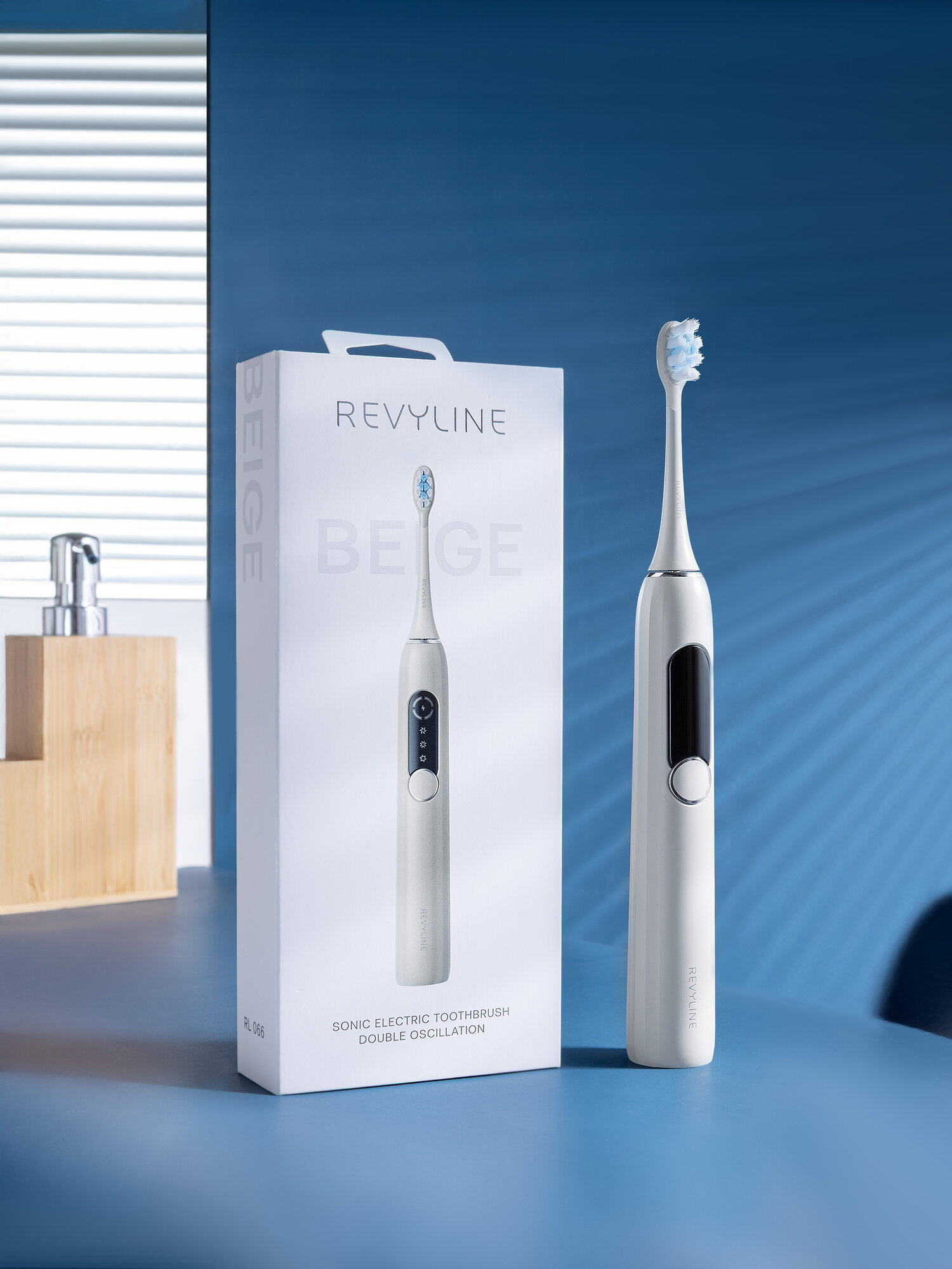 Зубная щётка Revyline RL 066, электрическая, звуковая, бежевая