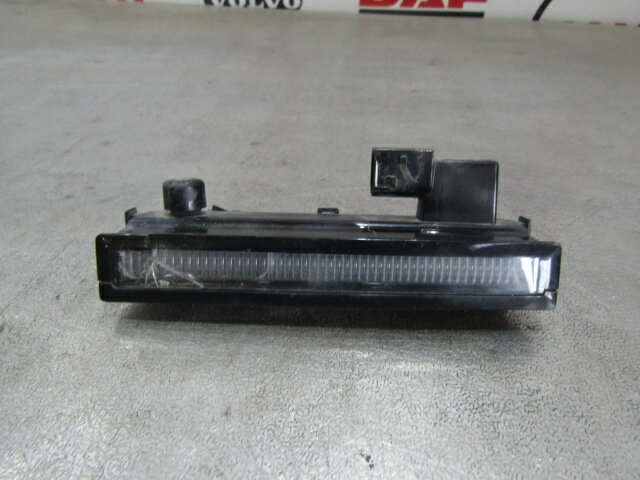 Фонарь солнцезащитного козырька Scania 6-series, есть повреждение