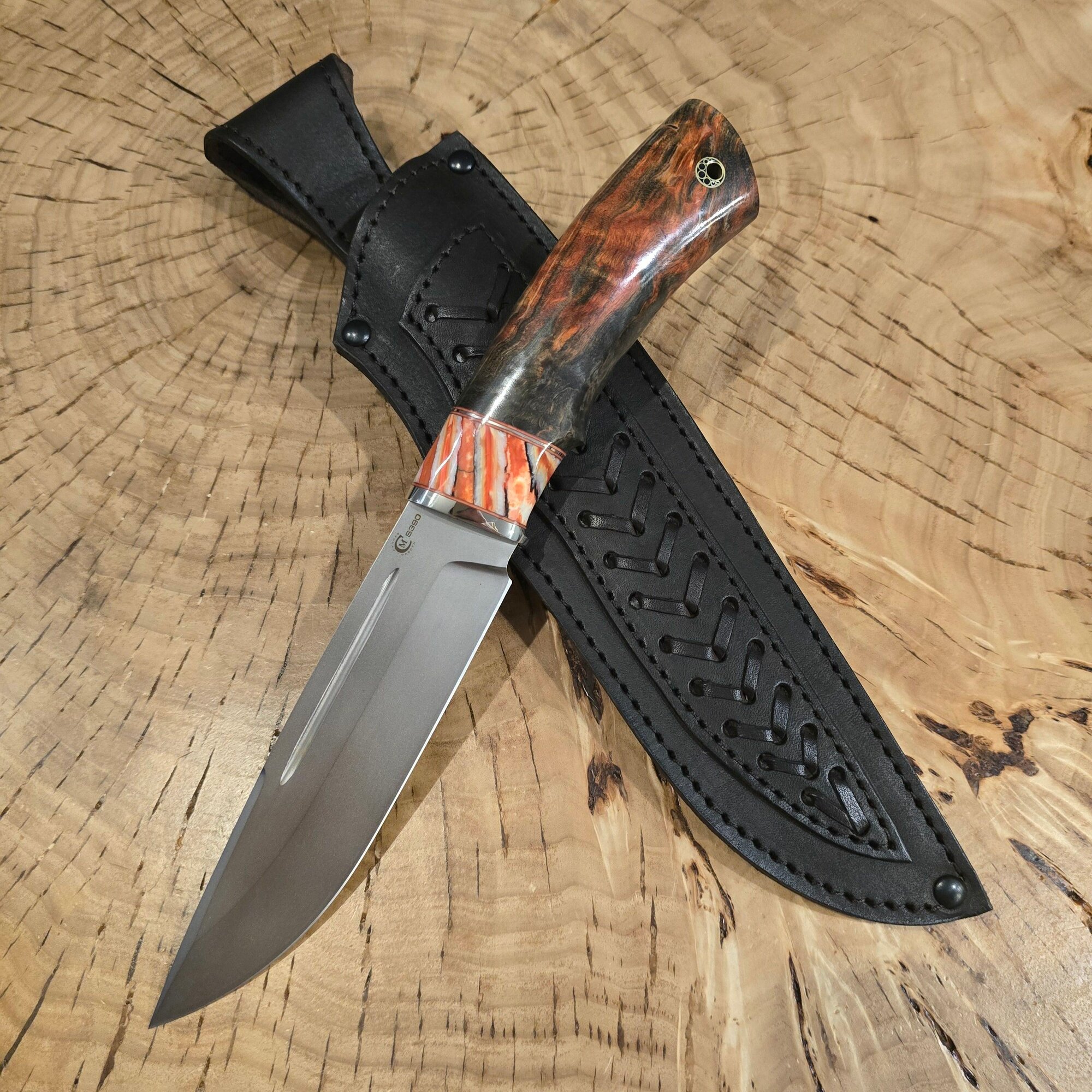 Нож Путник, сталь S390, рукоять стабилизированная карельская береза, вставка стабилизированный зуб мамонта, Мастерская Семина