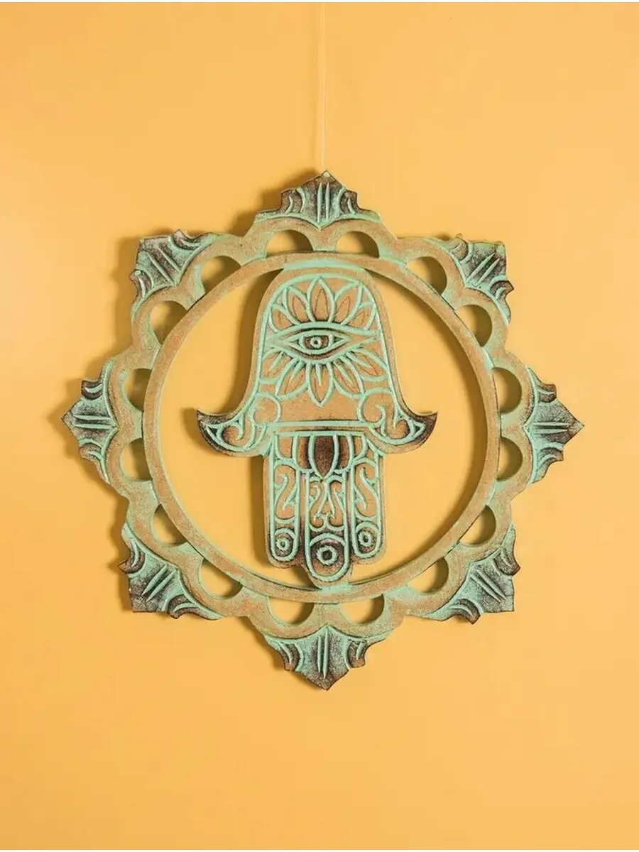 Декоративное панно с хамсой для интерьера