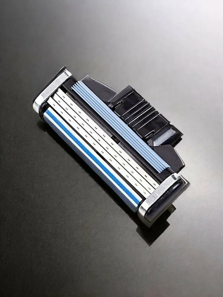 BIC Hybrid 3 Flex: 8 мужских кассет с 3D-лезвиями и увлажнением