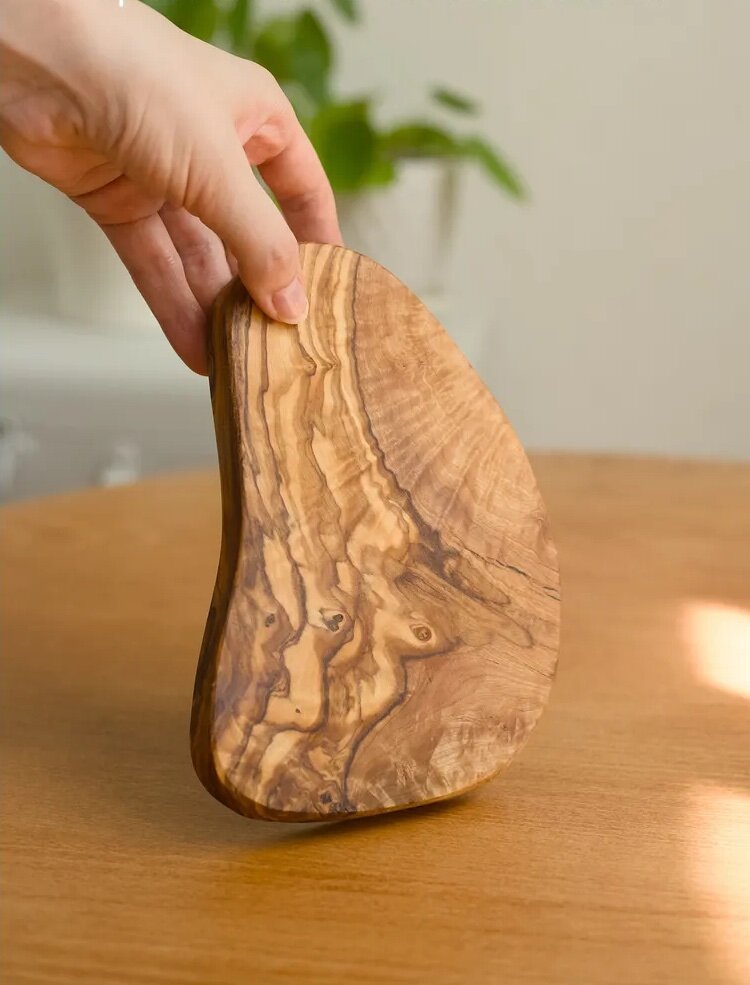 Разделочная доска OliWood, из оливкового дерева, ручная работа, ~ 11 x 16 см