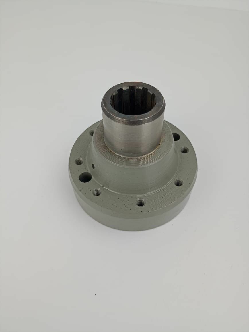 Фланец раздаточной коробки Соболь, 3302 полный привод 4х4 (шрус под 8 болтов)