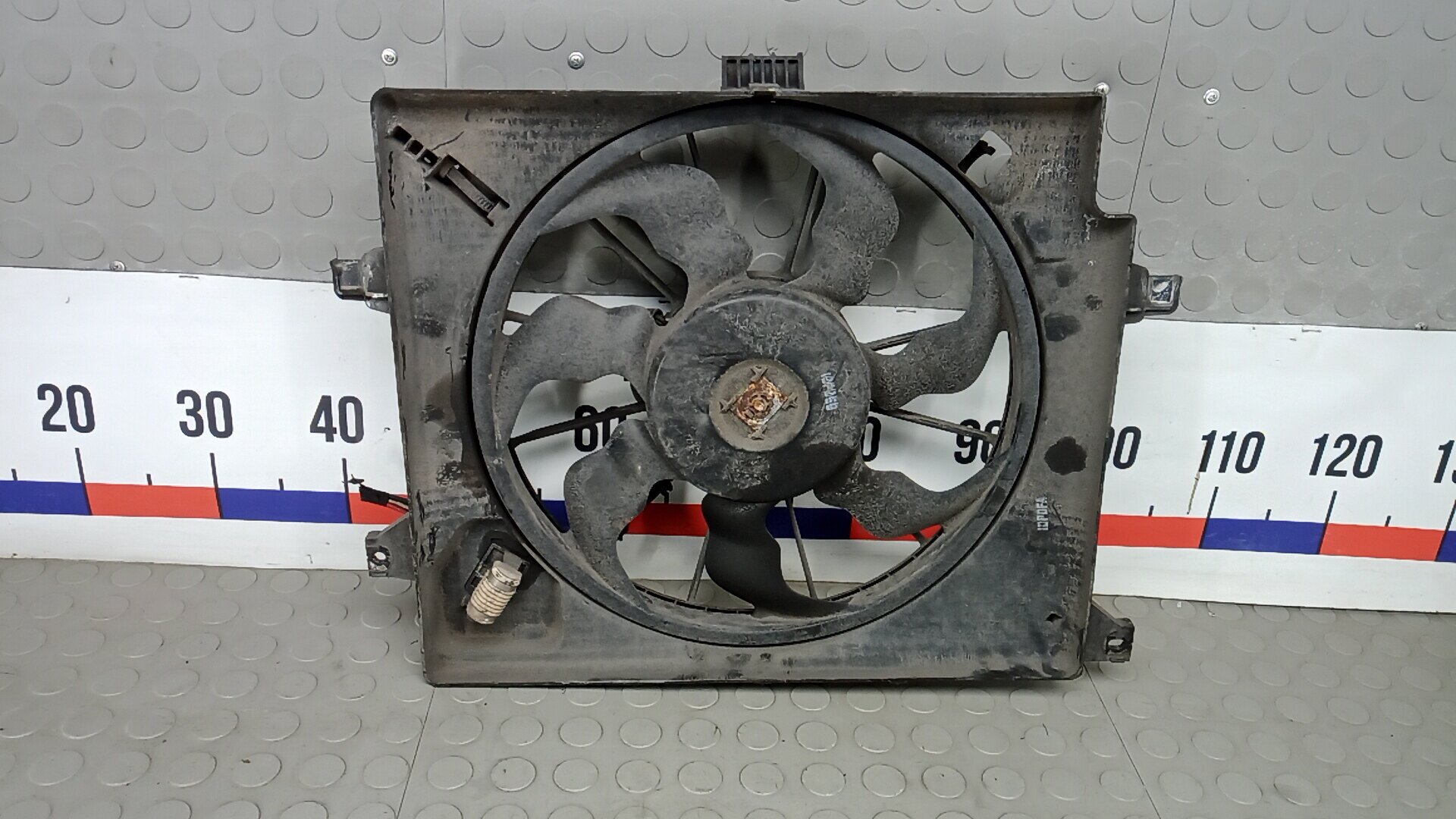 Вентилятор радиатора KIA CEE'D 2 (JD)