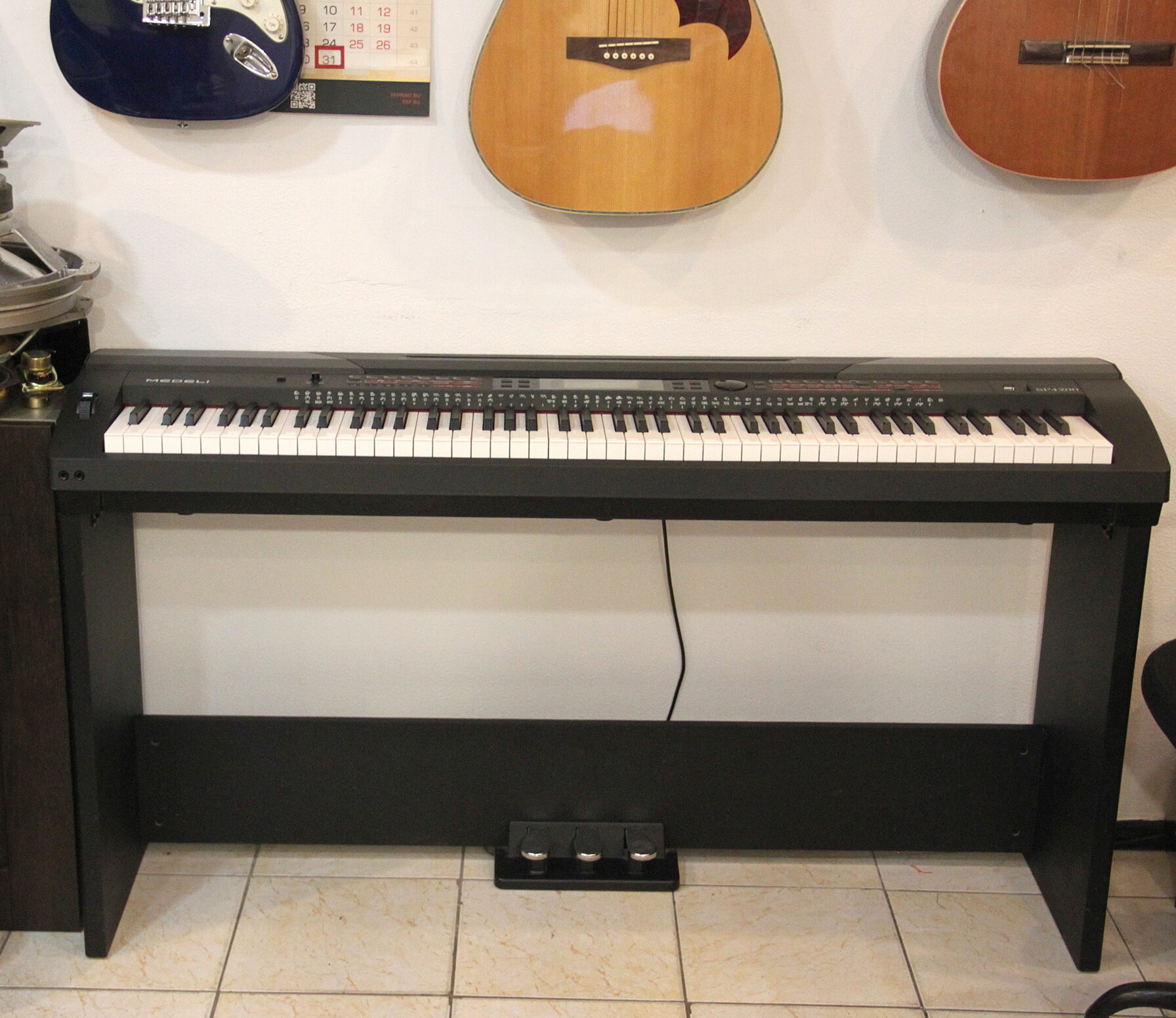 Цифровое пианино Medeli SP4200