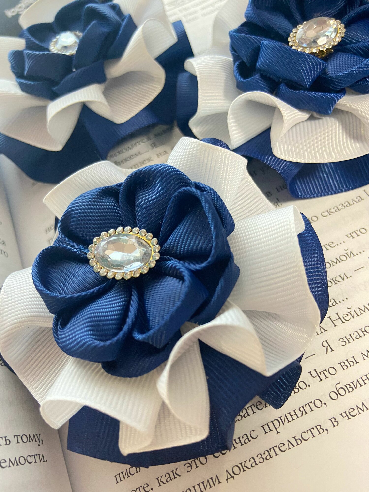 Бантики ручной работы для девочек, на заколке, набор с брошью