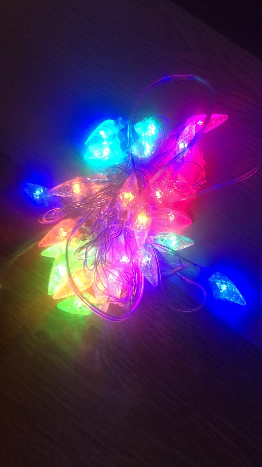 Гирлянда светодиодная "Шишки", Мульти-колор WellFort. 30 LED. 8 Режимов!