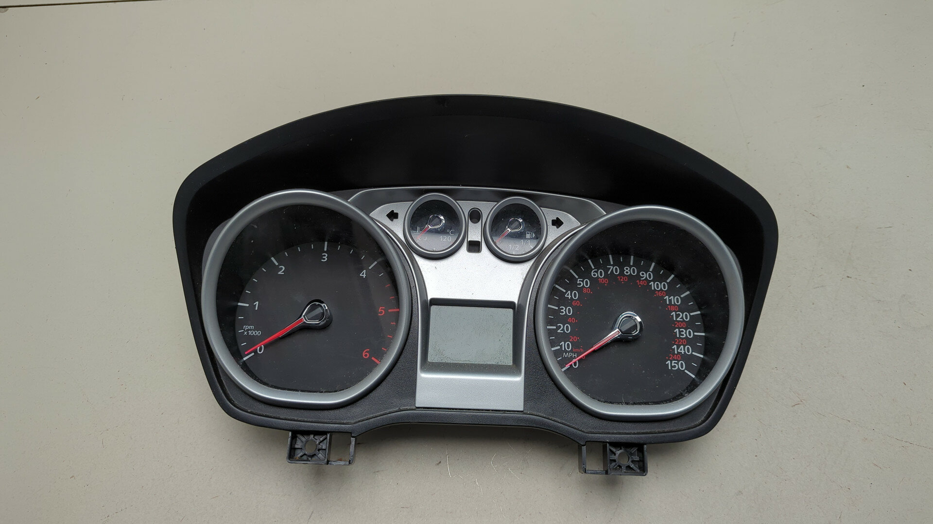 Приборная панель Ford Focus 2 Б/У