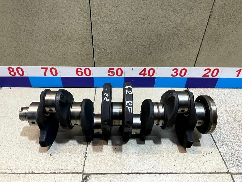 Коленвал VW Golf II 0261051013