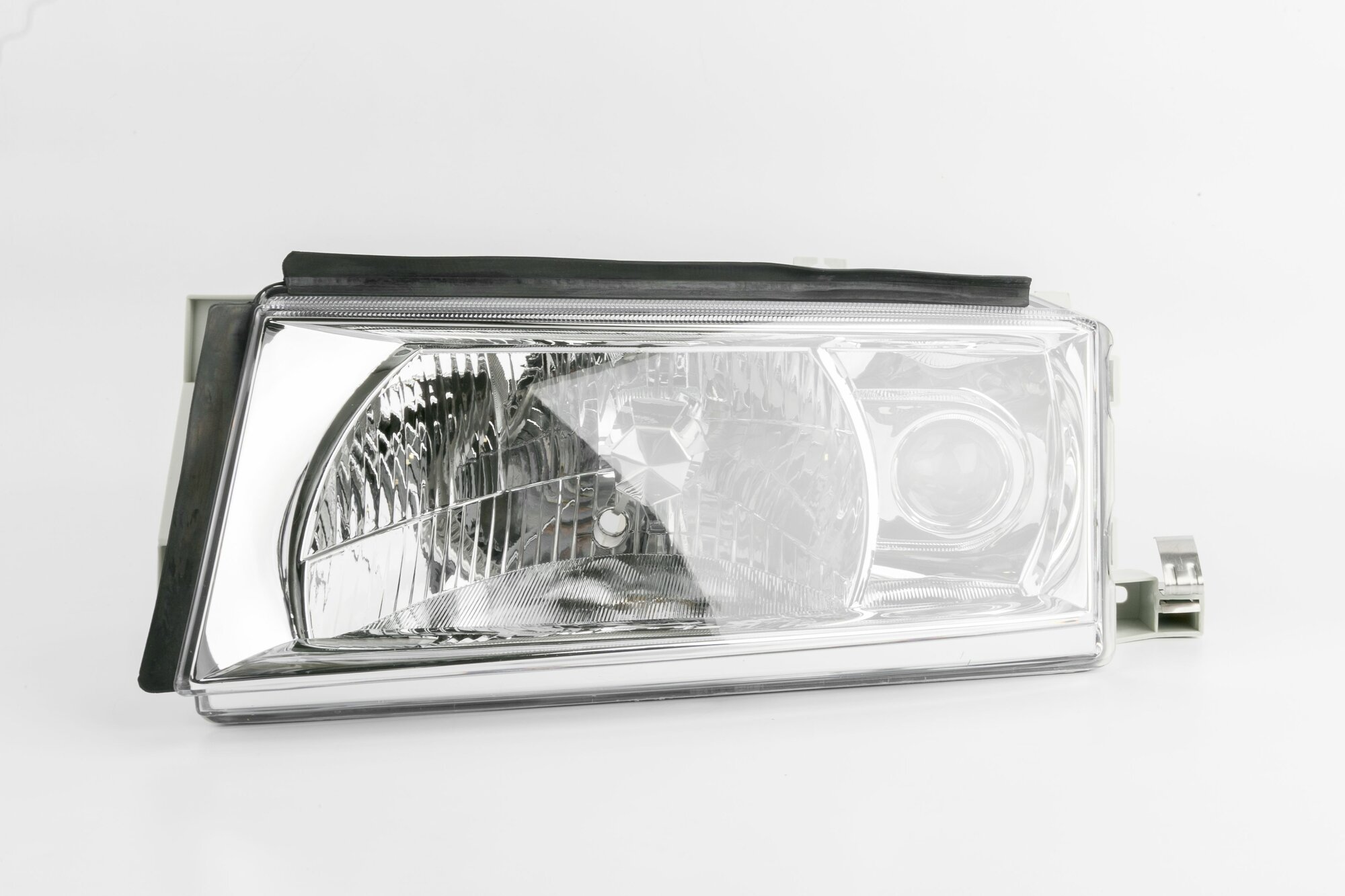 Фара левая для Шкода Октавия 2001-2004, oem 1U1941015D, 1U1941015P арт 6651106LLDEMF