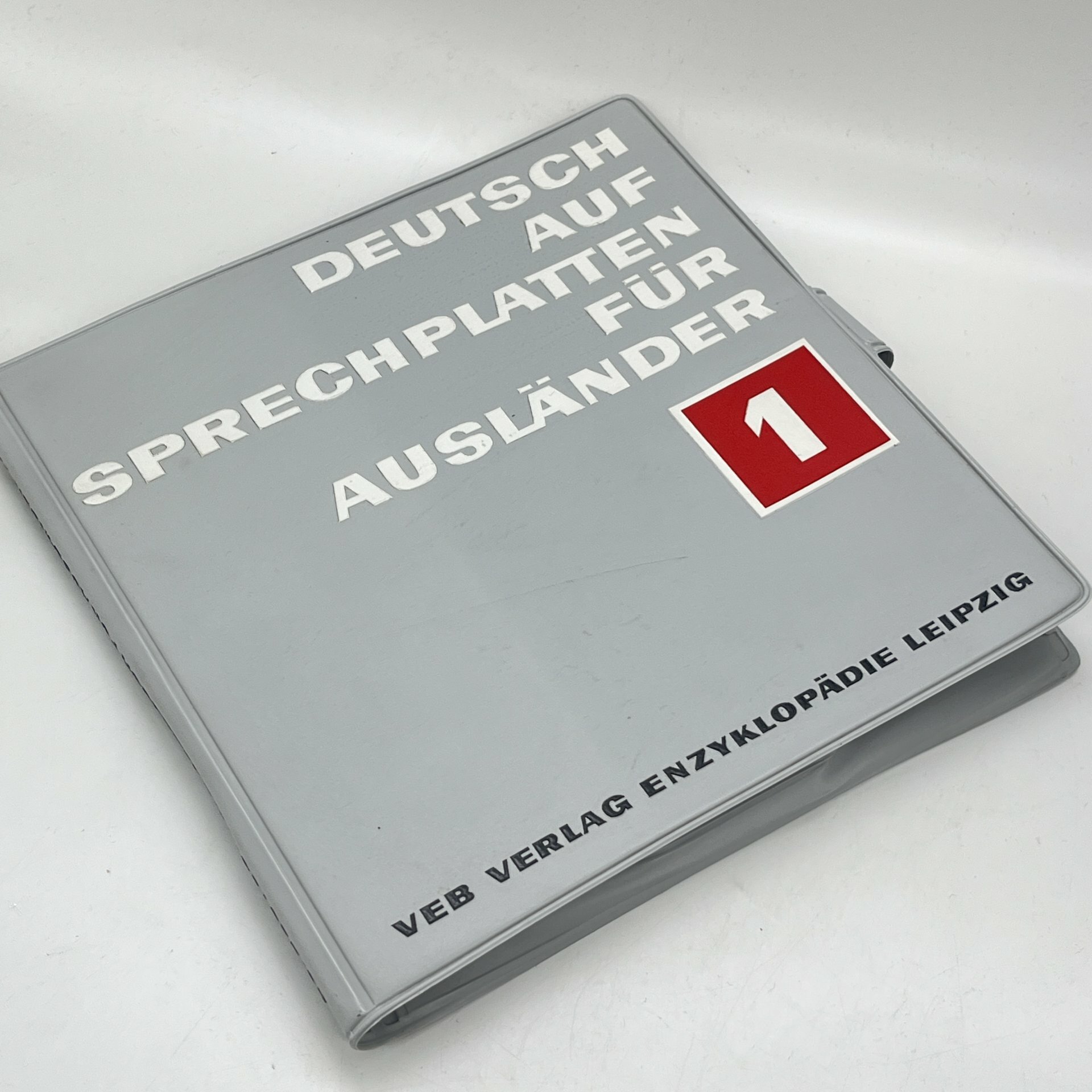 Набор пластинок Deutsch auf Sprechplatten für Ausländer №1 ("разговорный немецкий для иностранцев)