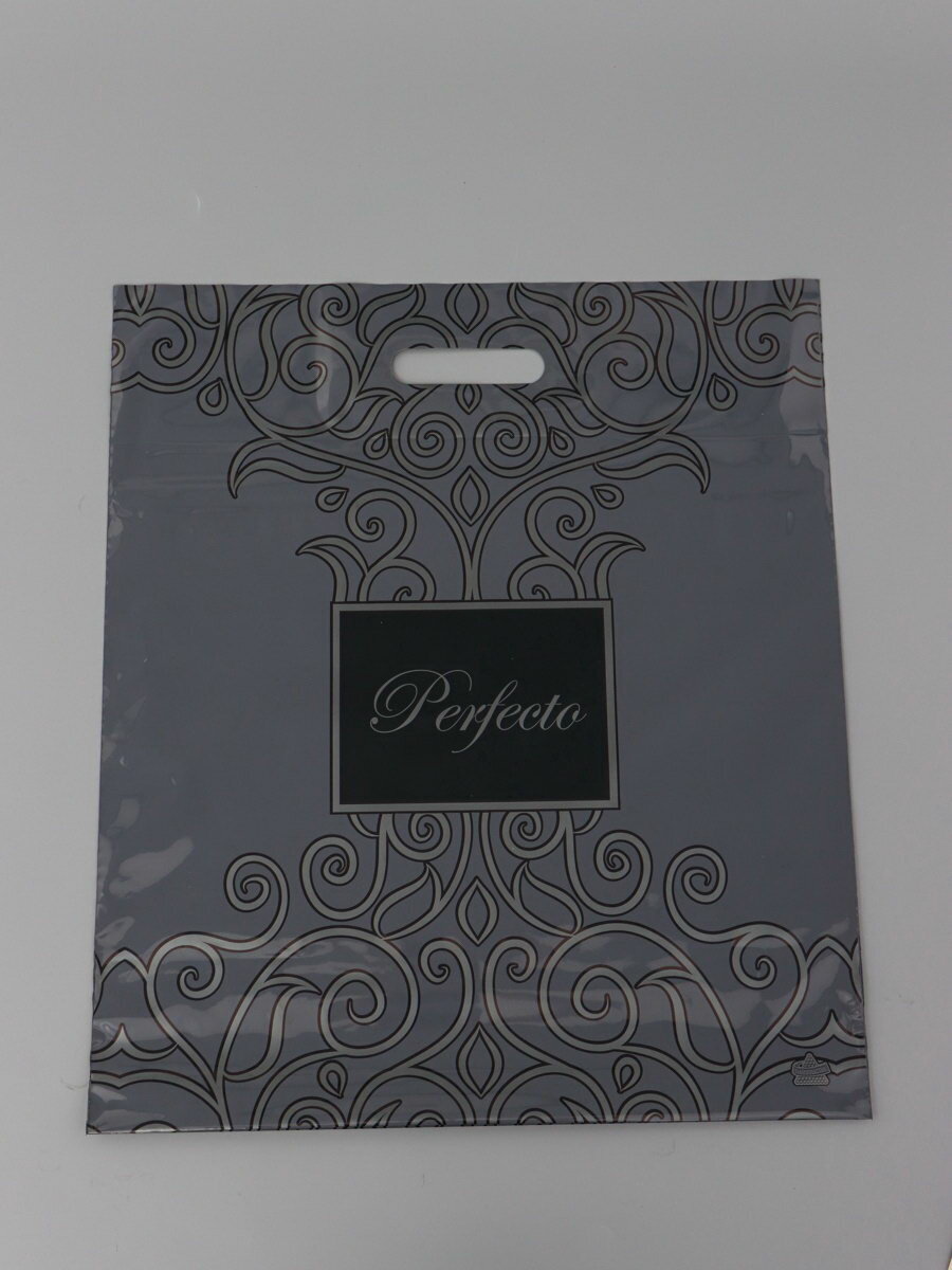 Пакет подарочный "Перфекто Бенефис" полиэтиленовый с вырубной ручкой, 42x48 см 90 мкм, 25 шт.
