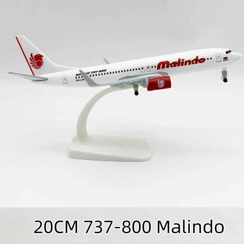Модель самолета Malindo Boeing 737-800 20см
