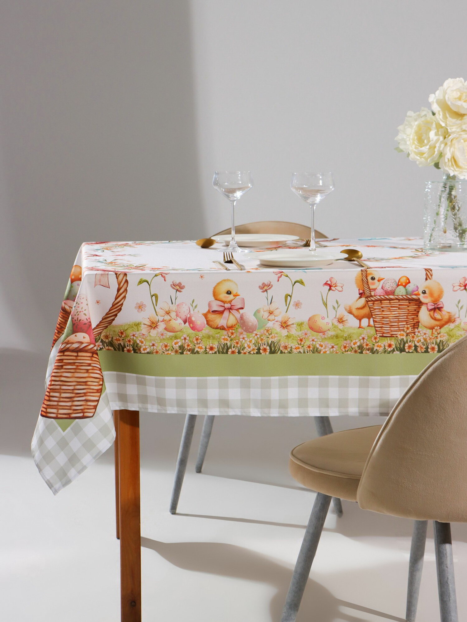 Скатерть на стол "Доляна. Пасхальные цыплята" 145x180+-3 см, тип принадлежности к праздникам: пасха